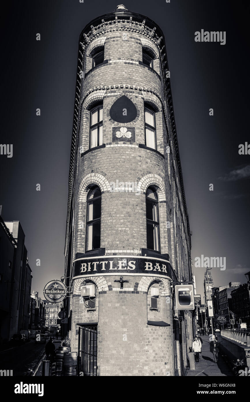 Belfast bittles bar hi-res stock photography and images - Alamy