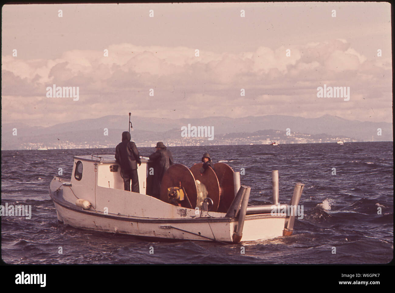 GILL NET FISHING ON THE COLUMBIA RIVER Stock Photo - Alamy