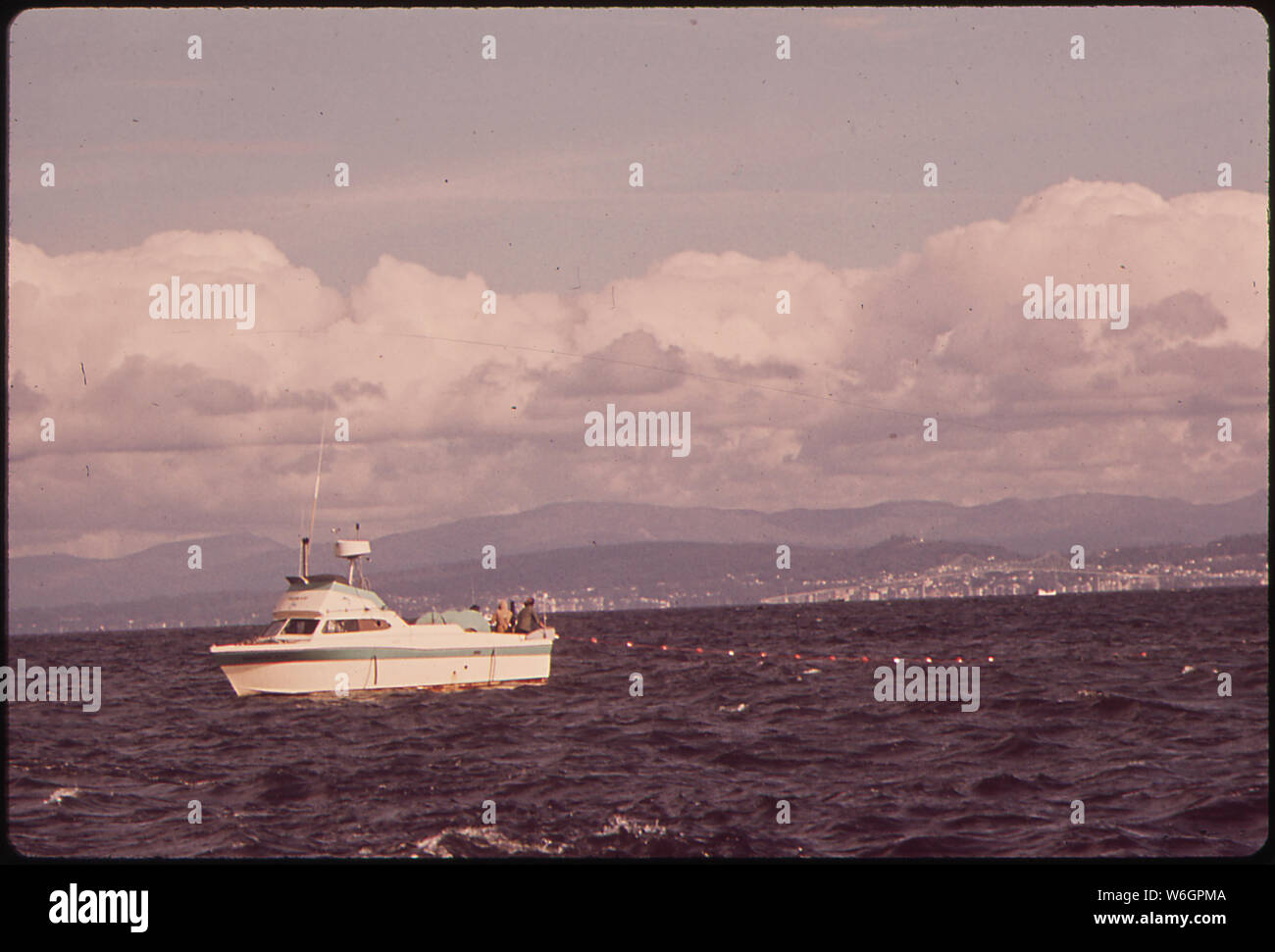 GILL NET FISHING ON THE COLUMBIA RIVER Stock Photo - Alamy