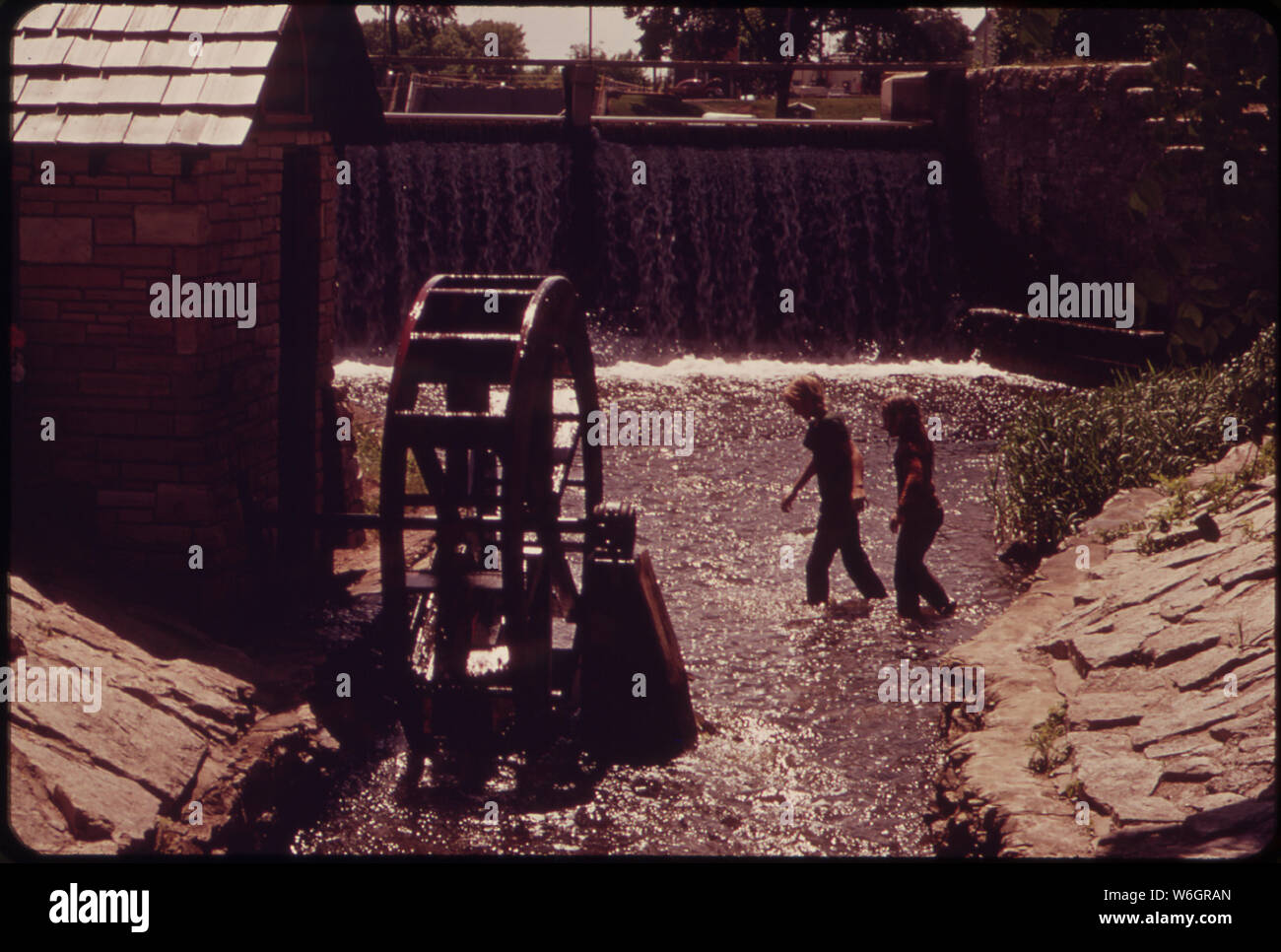 GRIGNON HOUSE WATER WHEEL AT THE KAUKAUNA LOCKS ON THE FOX RIVER JUST ...