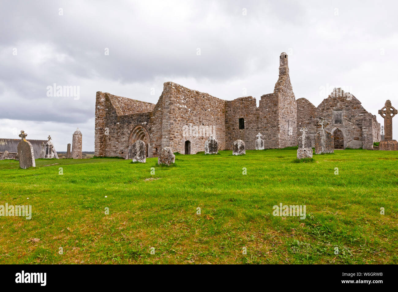 Ruins of Clonmacnoise, County Offaly, Ireland Stock Photo - Alamy
