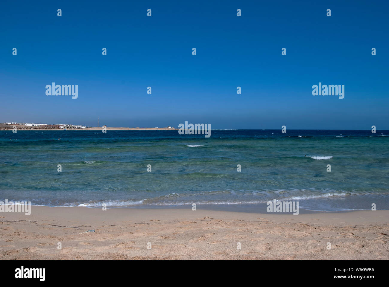 Egypt red sea marsa alam beach hi-res stock photography and images - Alamy