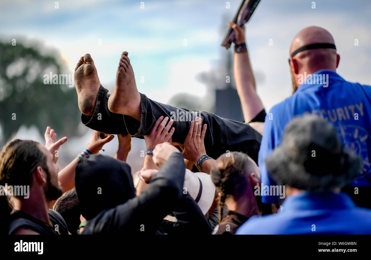 Wacken, Germany. 01st Aug, 2019. A visitor of the WOA - Wacken Open Air ...