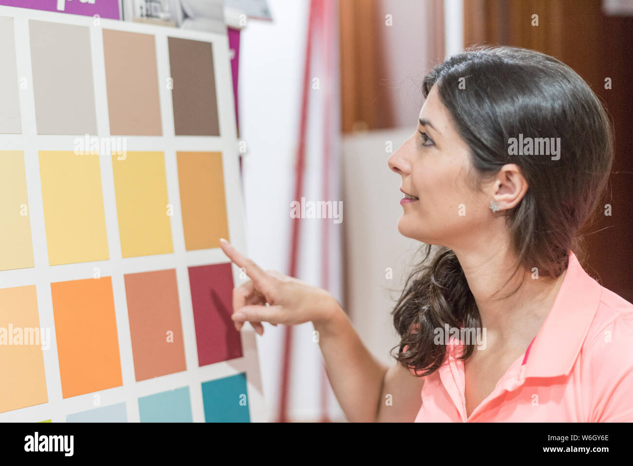 Woman card crafts hi-res stock photography and images - Alamy