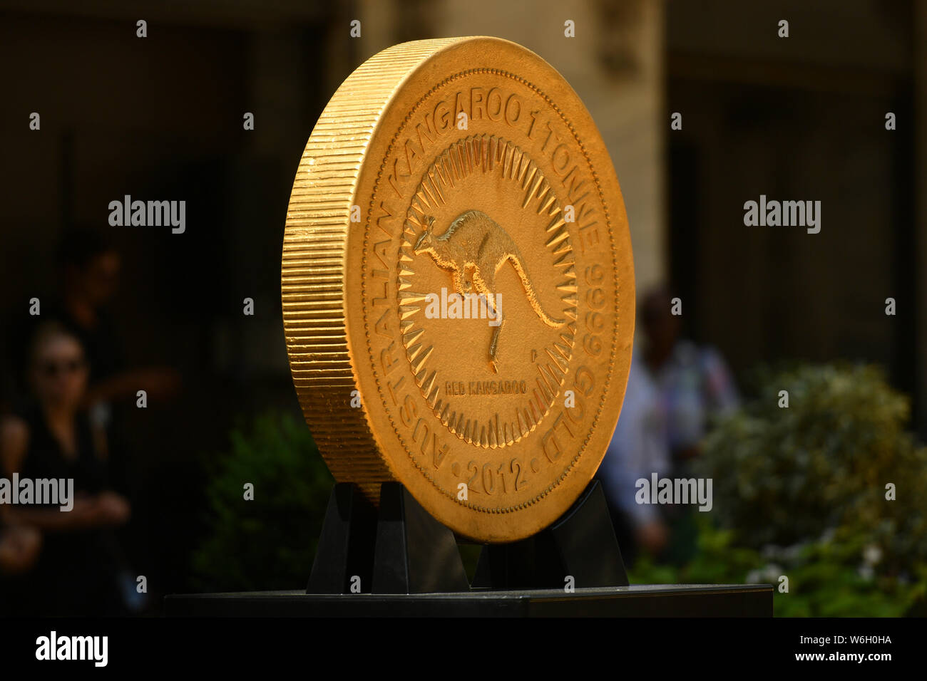 The Australian Kangaroo One Tonne Gold Coin on display in front of the ...