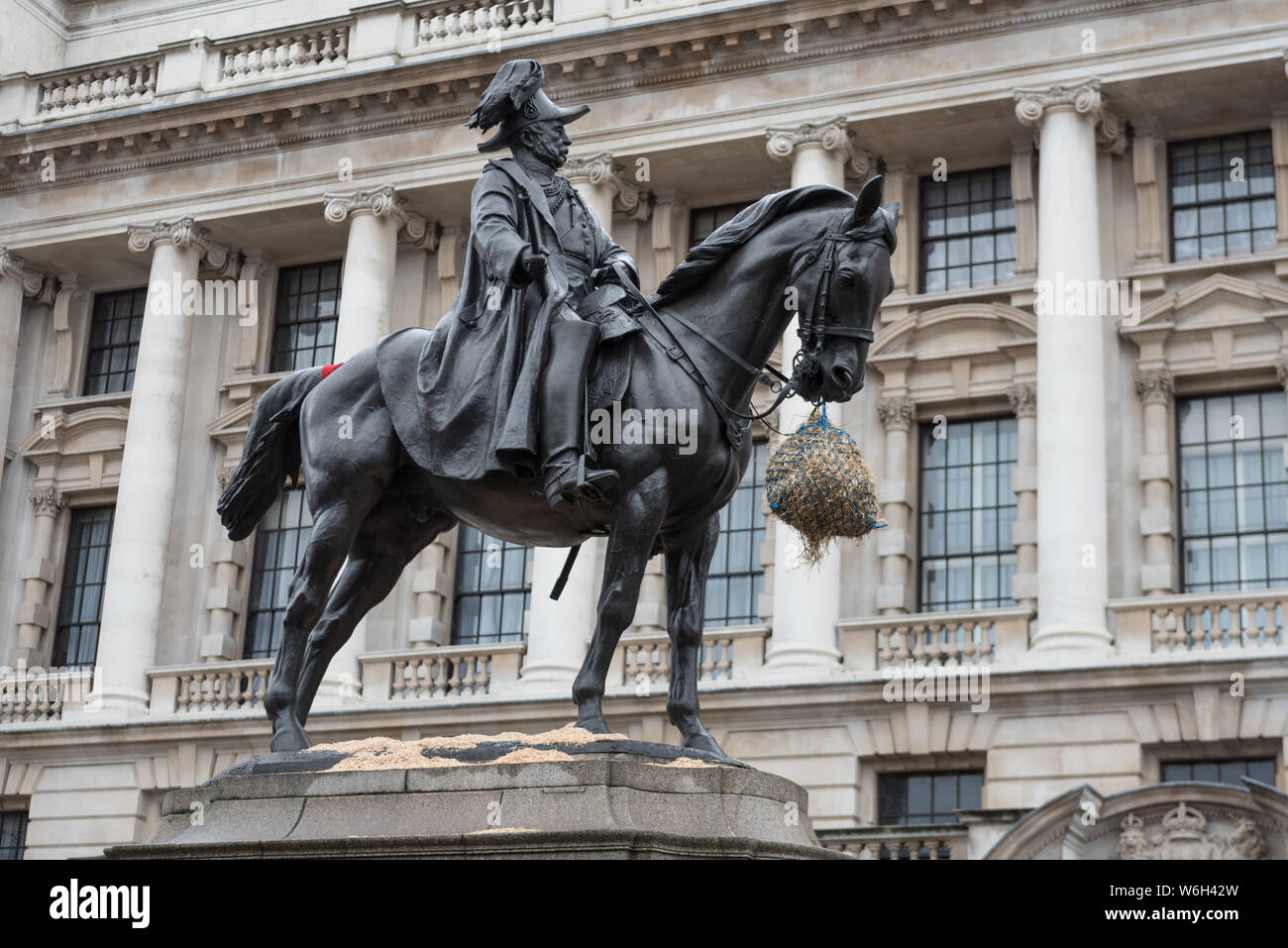 Duke of cambridge statue whitehall hi-res stock photography and images ...