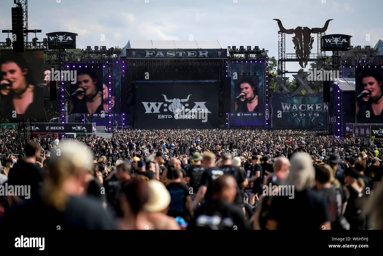 Wacken, Germany. 01st Aug, 2019. Visitors of the WOA - Wacken Open Air ...