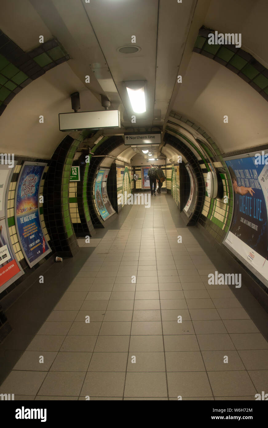 Underground tunnels london hi-res stock photography and images - Alamy
