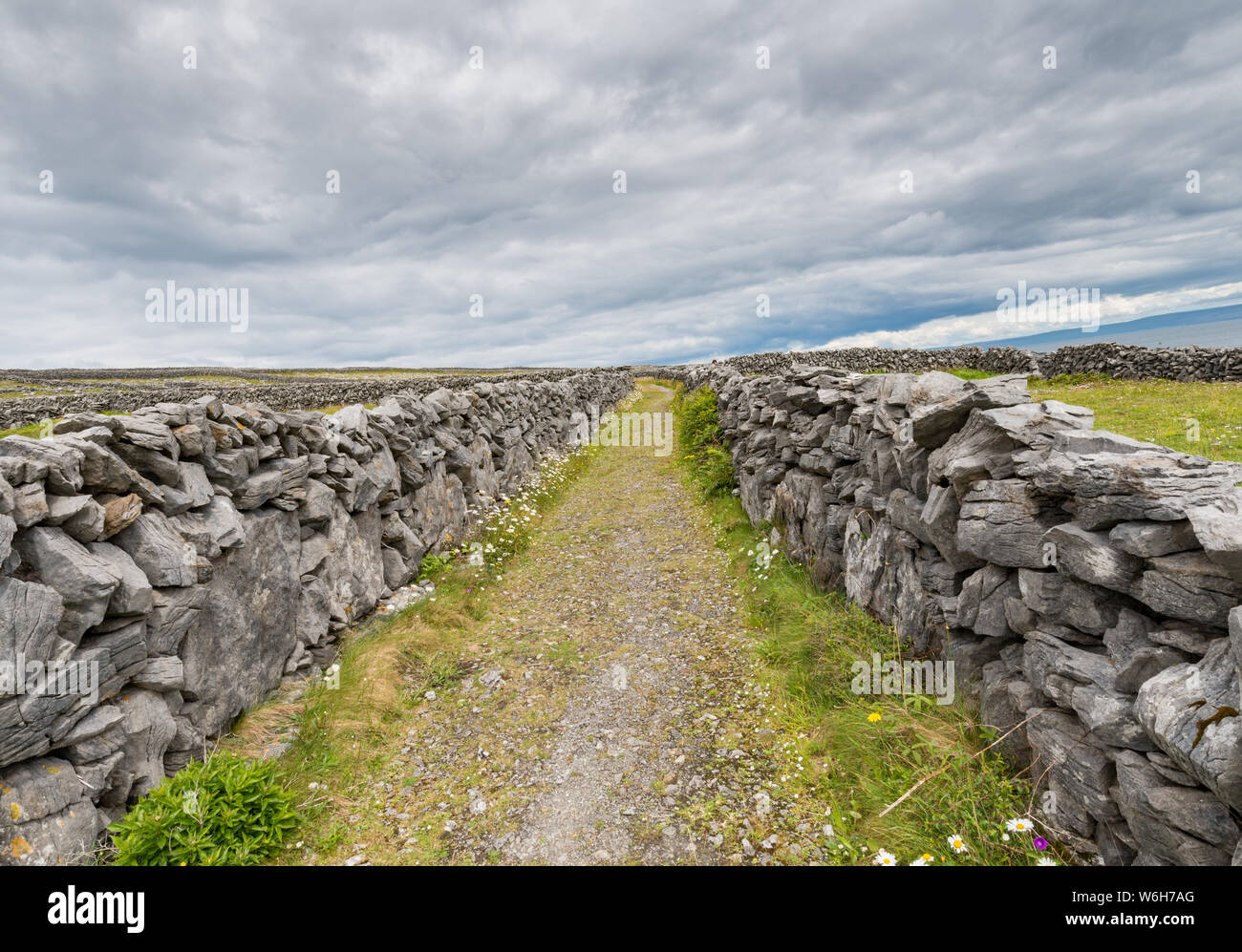 Aran islands ireland hi-res stock photography and images - Alamy