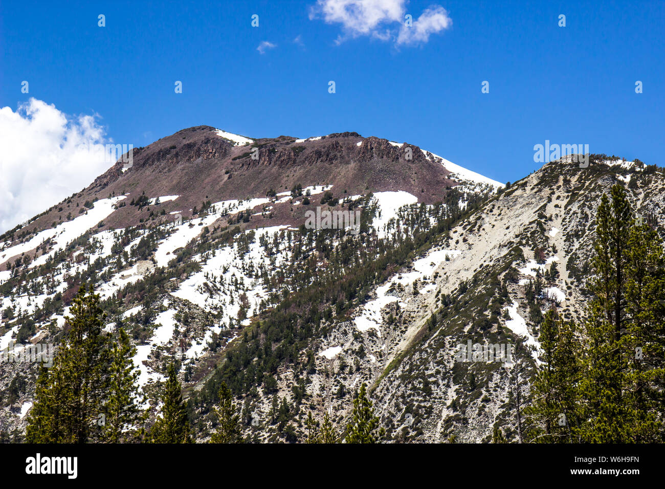 Melting Snow On Sierra Nevada Mountain Peaks Stock Photo - Alamy