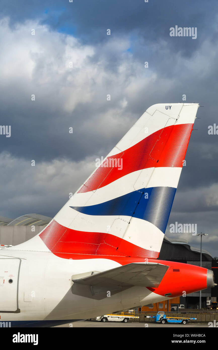 British airways logo isolated hi-res stock photography and images - Alamy