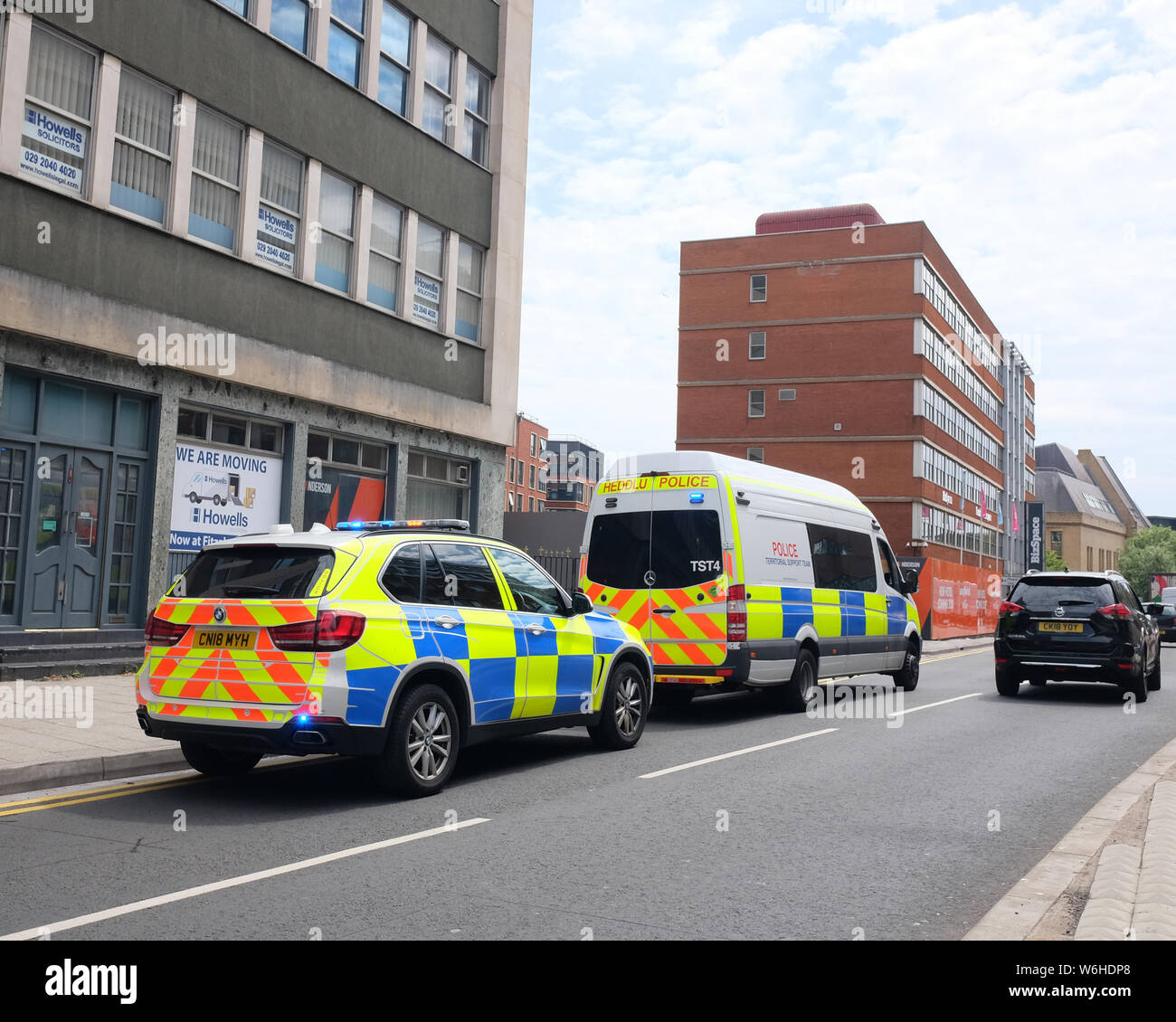 Welsh police car hi-res stock photography and images - Alamy