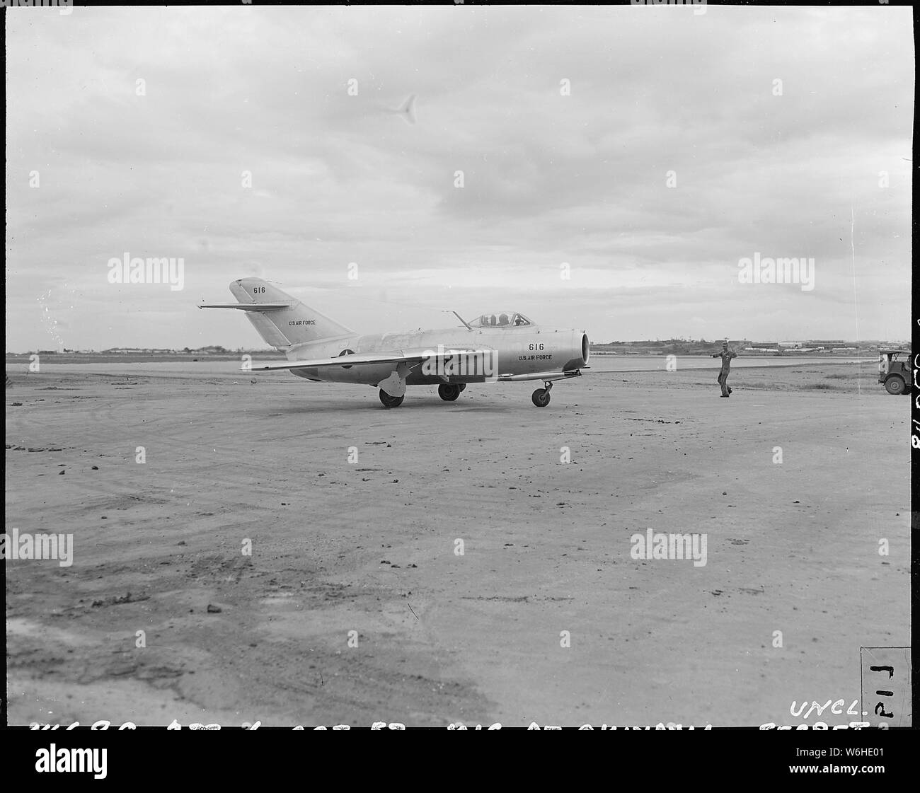 Take off position hi-res stock photography and images - Alamy