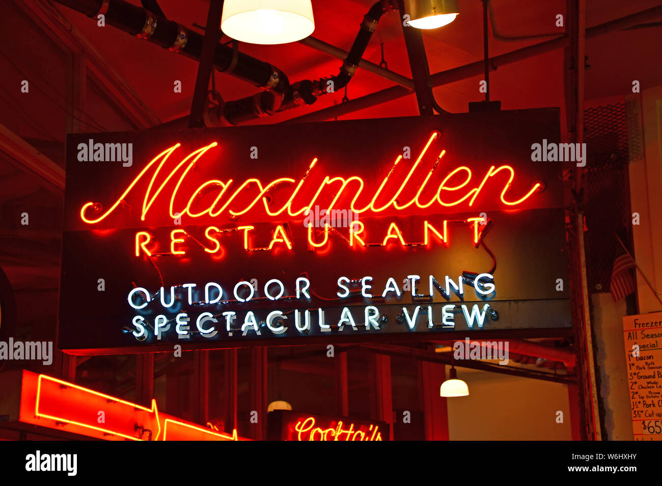 Historic neon signs hi-res stock photography and images - Alamy