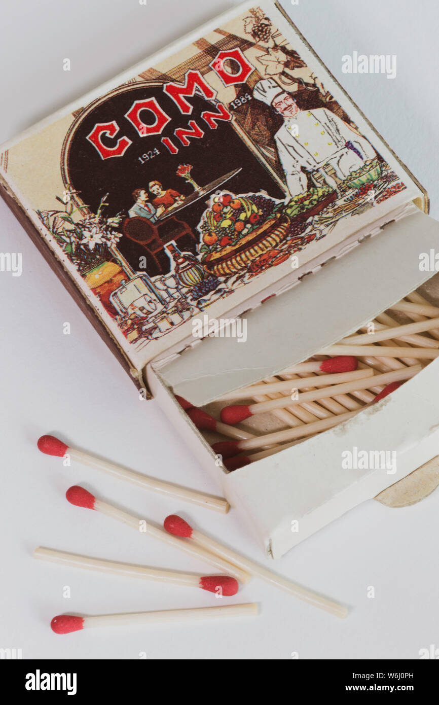 Vintage Como Inn Matchbox with wax matches, Chicago, Illinois, USA ...