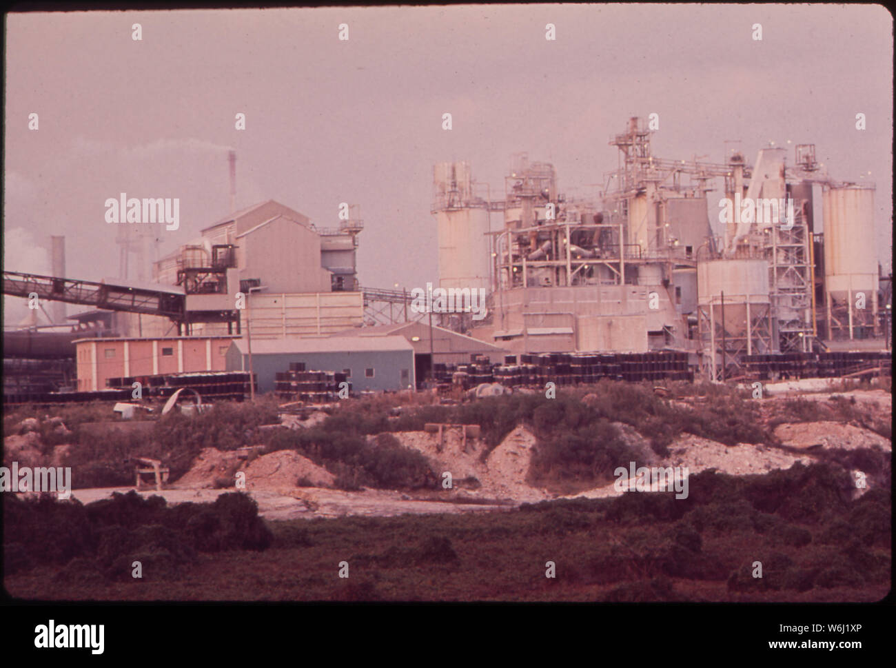 Industrial dumping hi-res stock photography and images - Alamy