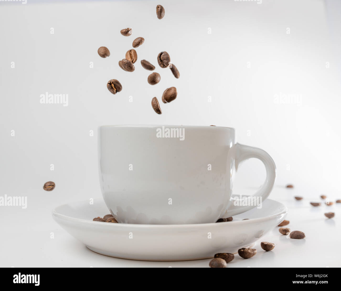 Bouncing up coffee beans motion hi-res stock photography and images - Alamy