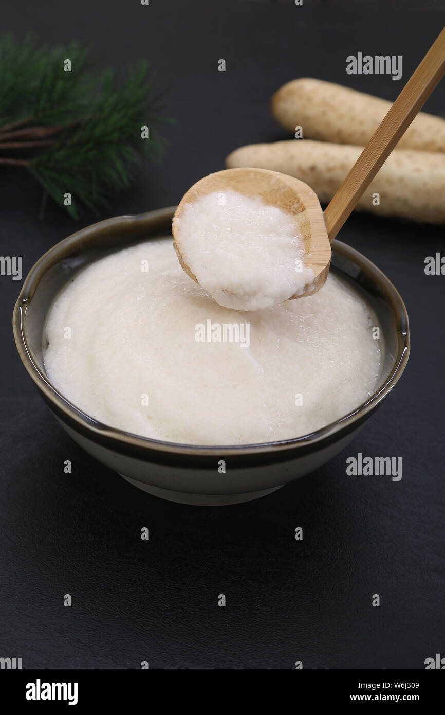 Tororo (Grated yam Stock Photo - Alamy