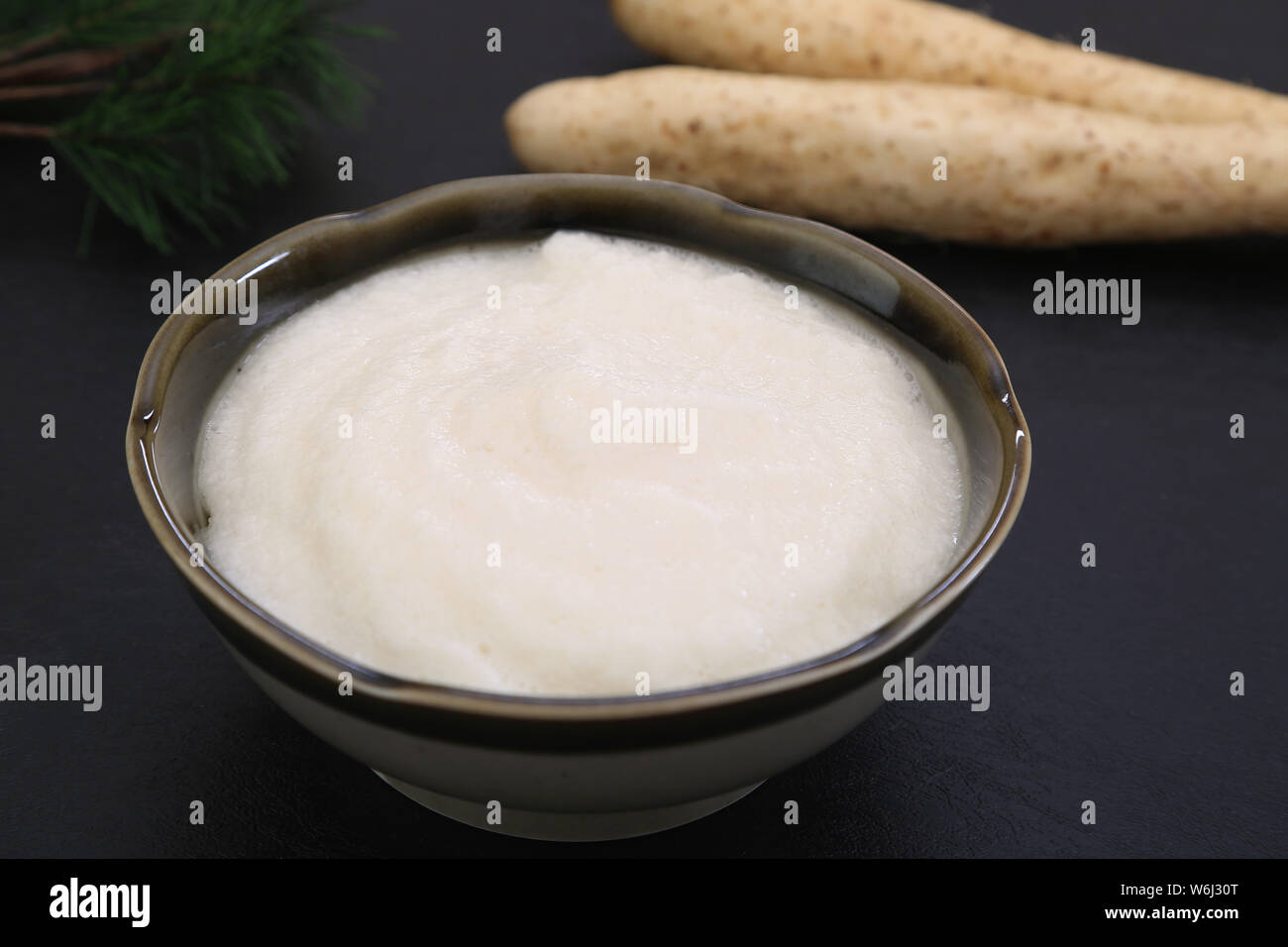 Tororo (Grated yam Stock Photo - Alamy