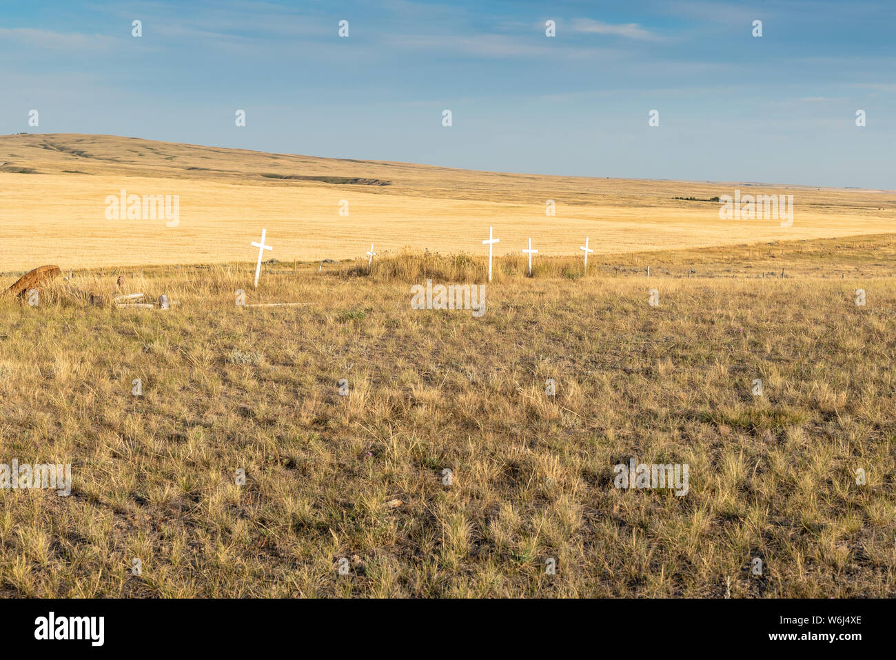 Unmarked graves hi-res stock photography and images - Alamy