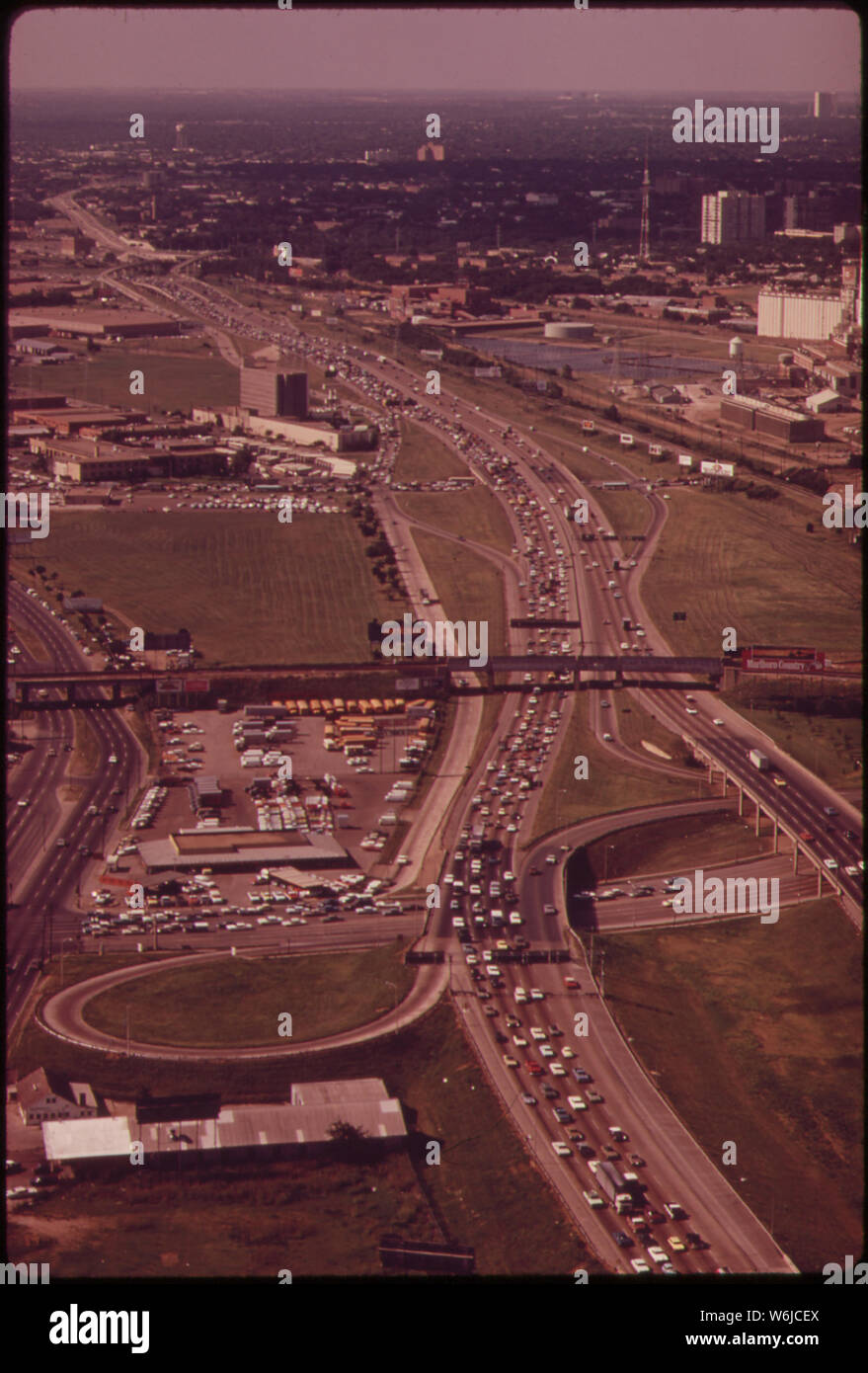 MEMORIAL DAY TRAFFIC ON STEMMONS FREEWAY, WEST OF DOWNTOWN DALLAS Stock ...