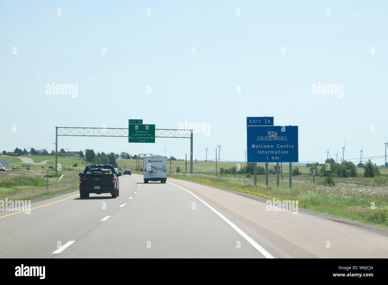 Canada new brunswick welcome sign hi-res stock photography and images ...