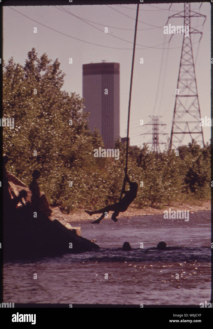 MINNEAPOLIS TARZAN SWINGS INTO MISSISSIPPI RIVER FROM ROPE ATTACHED TO ...