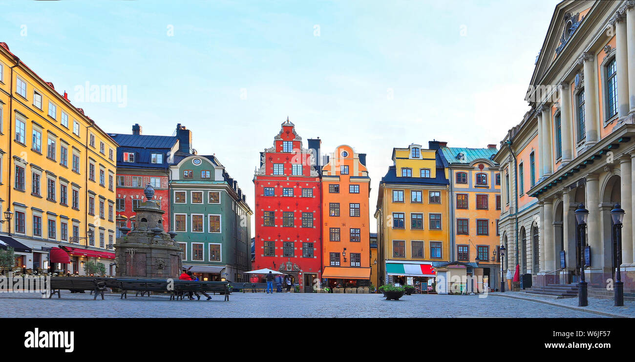 Traditional colorful houses in Stortorget Square, Old Town of Stockholm ...