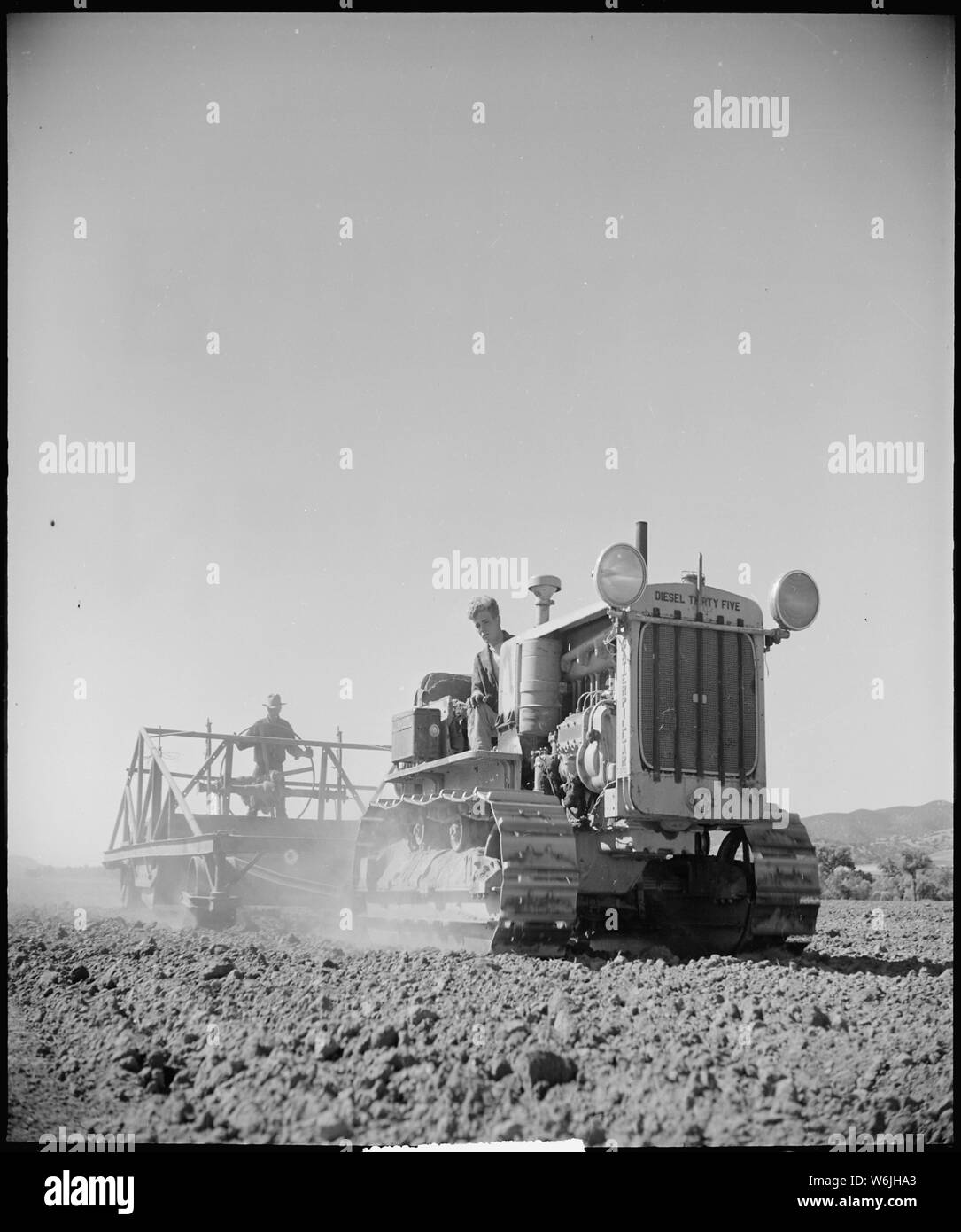 Leveling done hi-res stock photography and images - Alamy