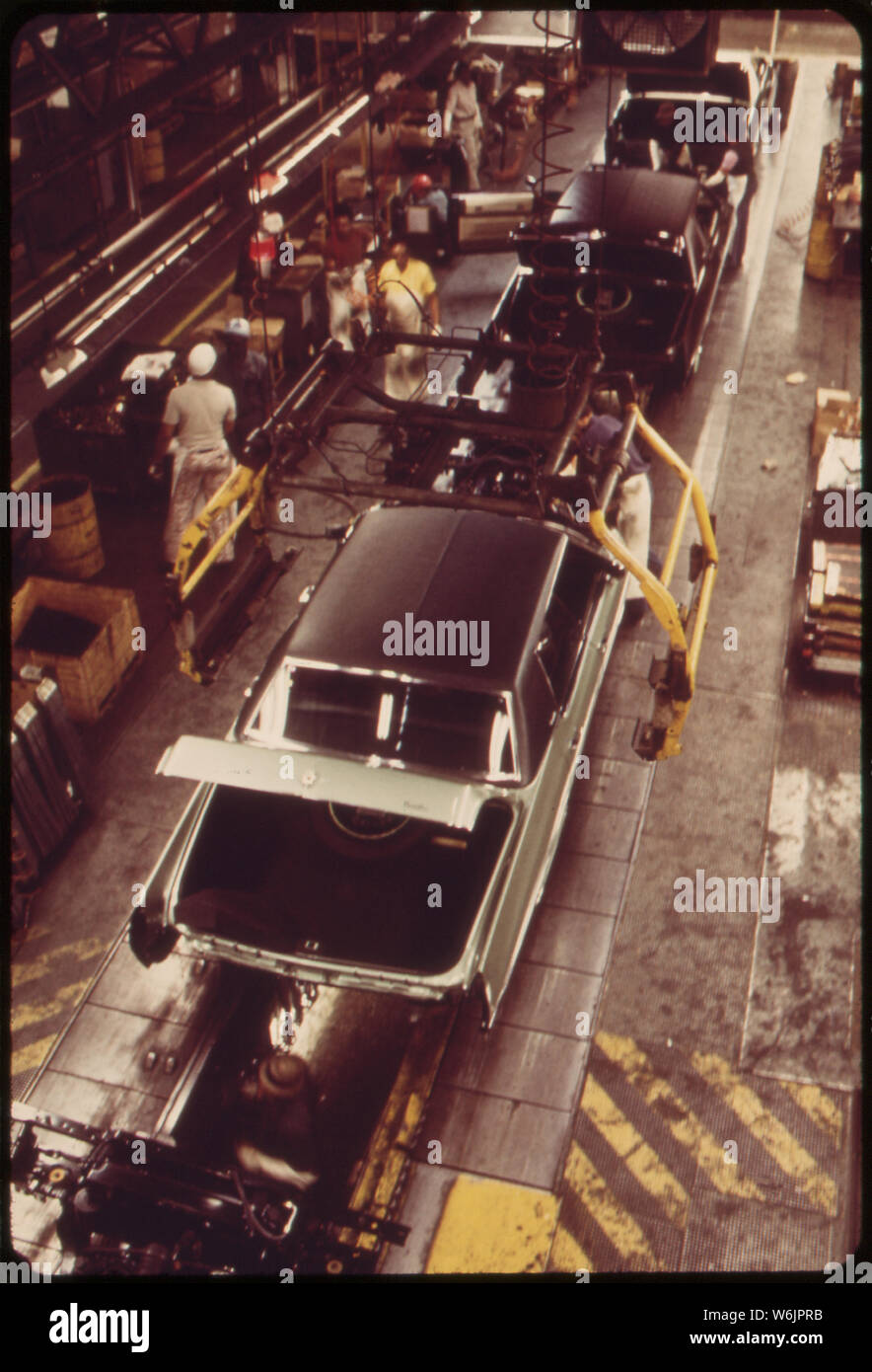 Cadillac assembly line hi-res stock photography and images - Alamy