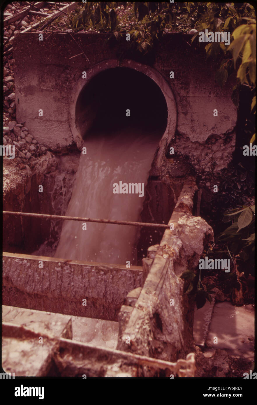 OUTFLOW PIPE 6 OF THE OXFORD PAPER COMPANY WILL AT RUMFORD ON THE ...