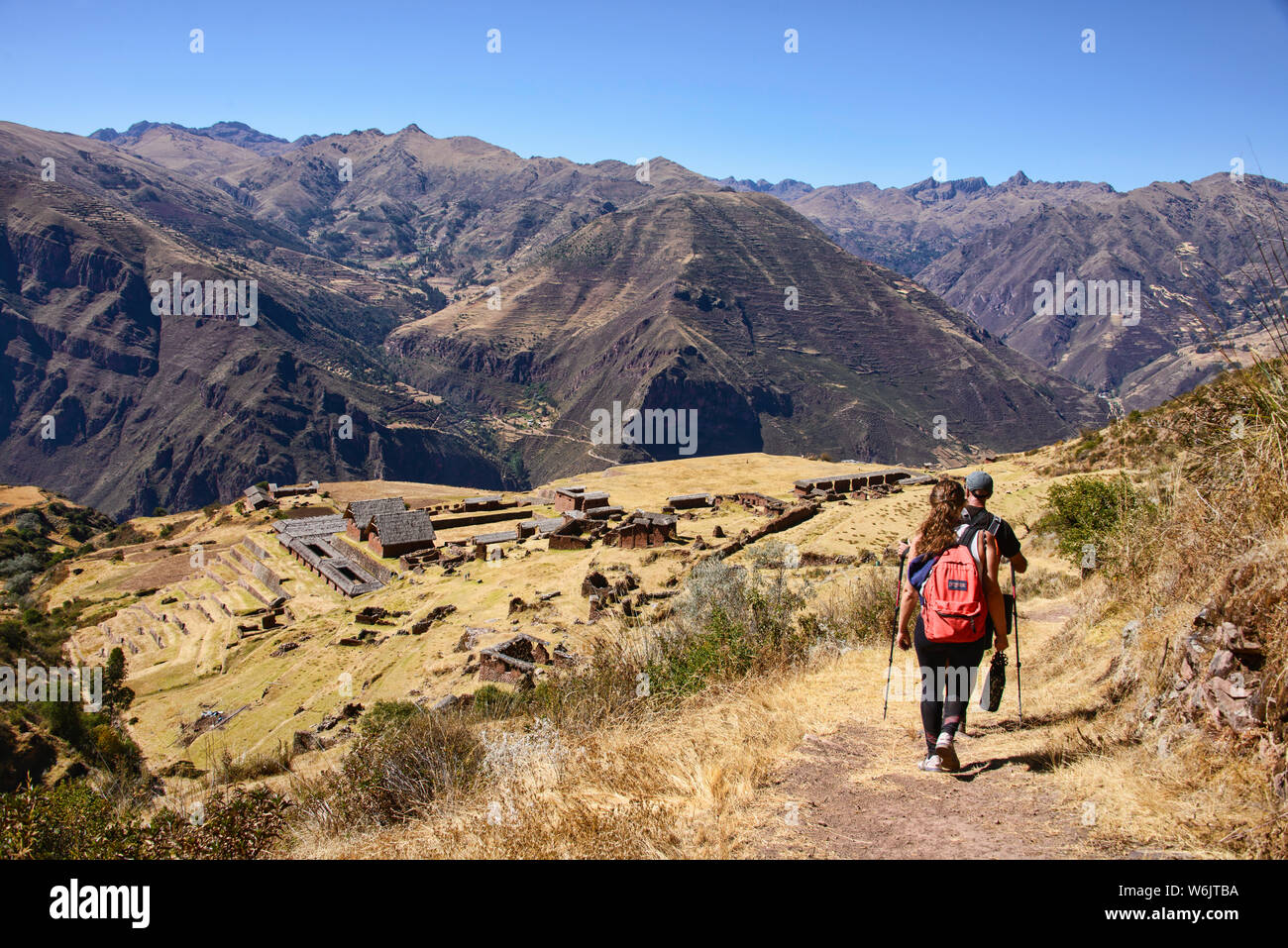 The remote Inca ruins of Huchuy Qosqo ("Little Cuzco"), Sacred Valley ...