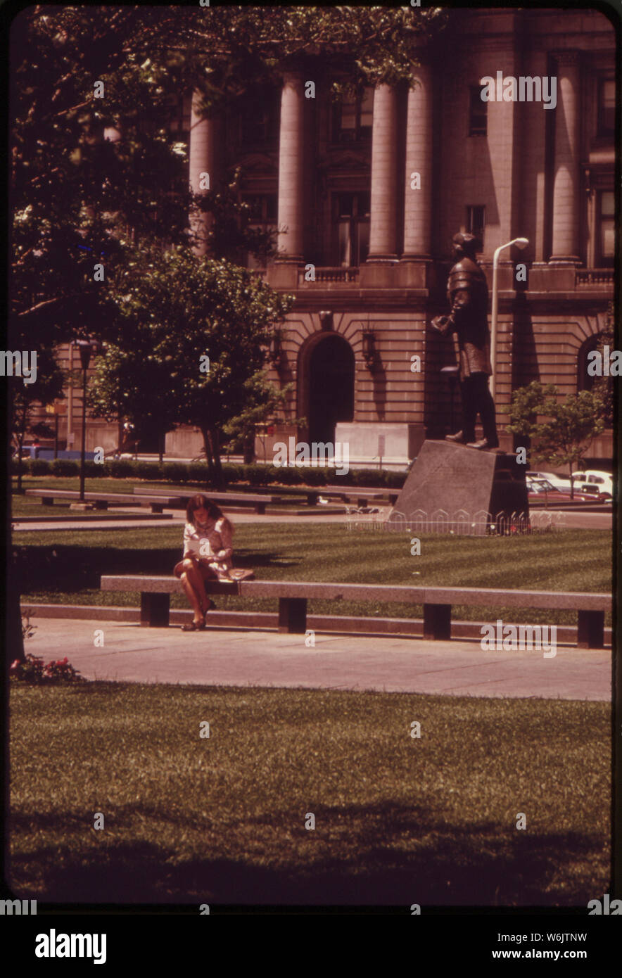 PARK IN FRONT OF CITY HALL, ONE OF THE PUBLIC BUILDINGS ON THE MALL ...