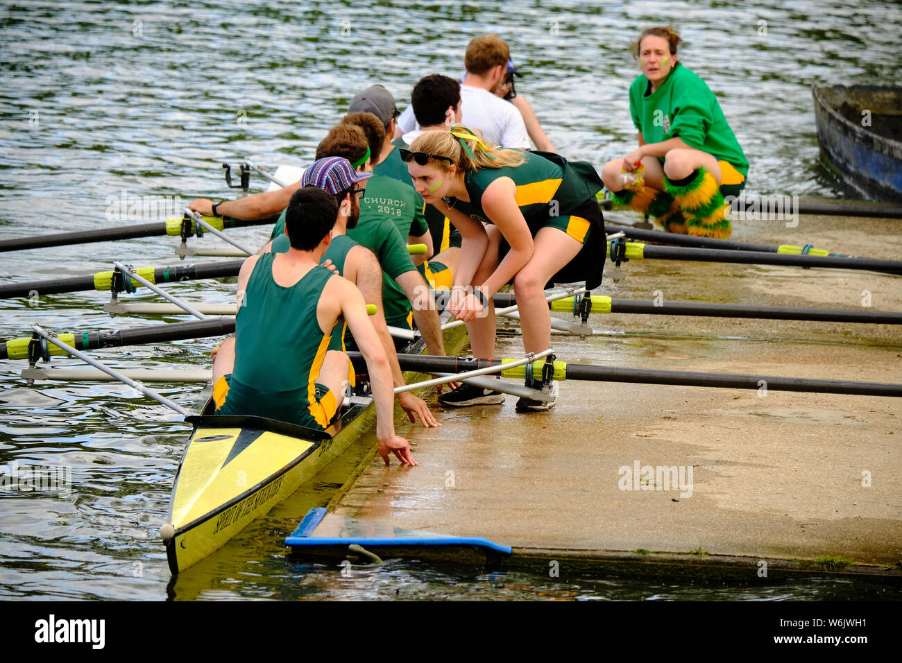 Trinity college rowing team hi-res stock photography and images - Alamy