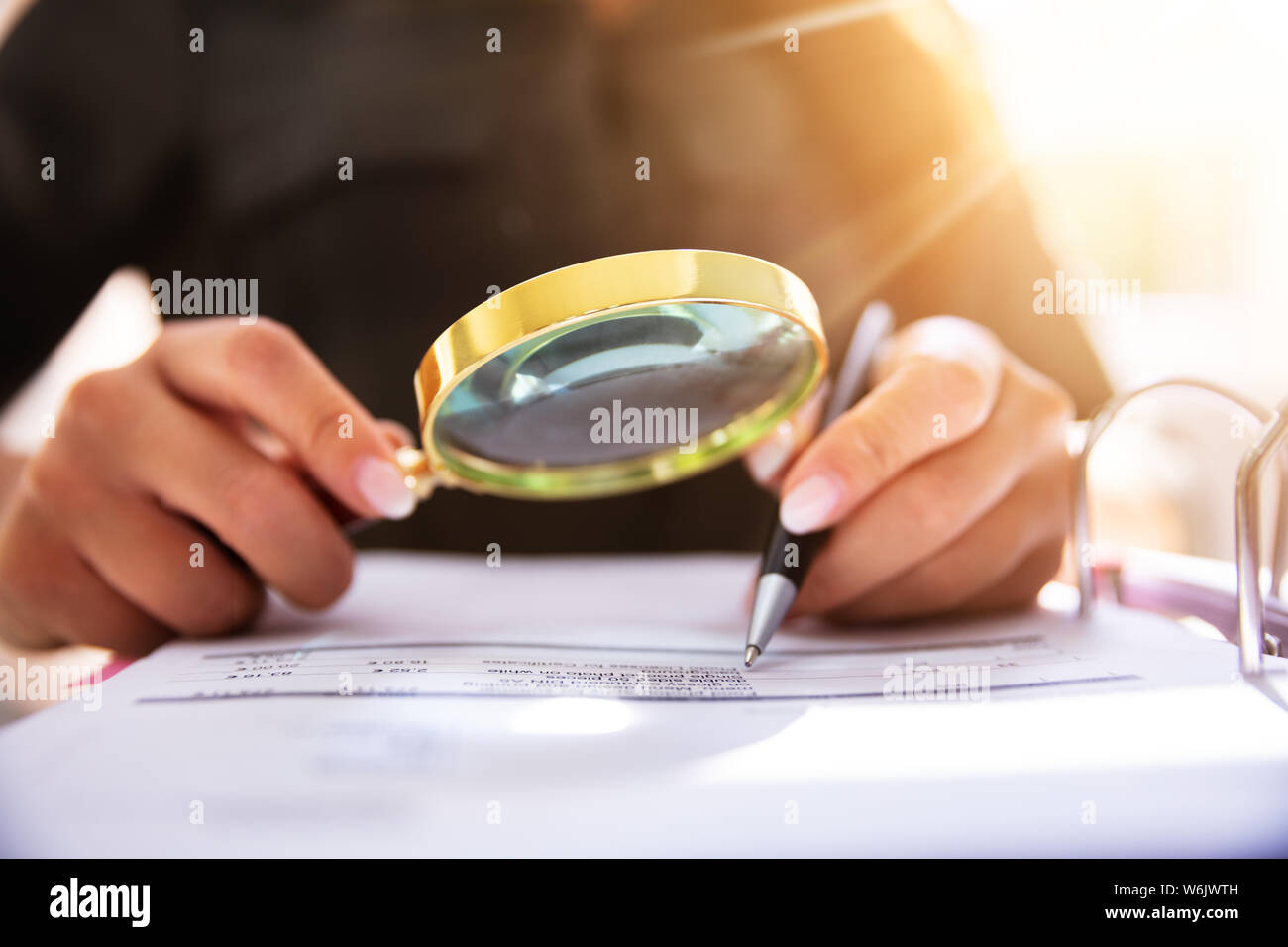 Document desk hi-res stock photography and images - Alamy