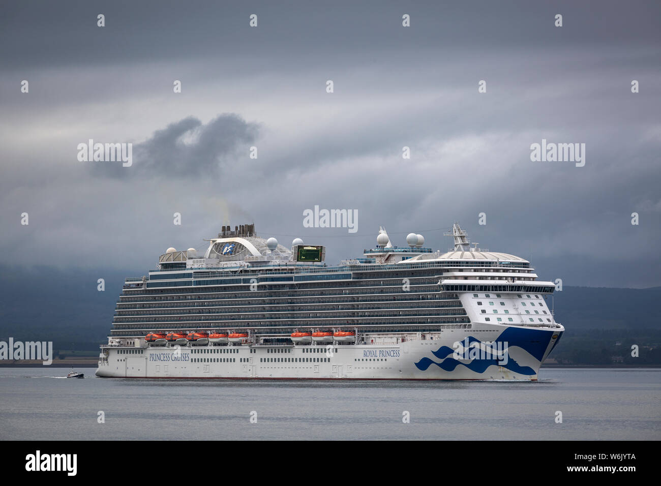 Royal princess cruise ship hi-res stock photography and images - Alamy