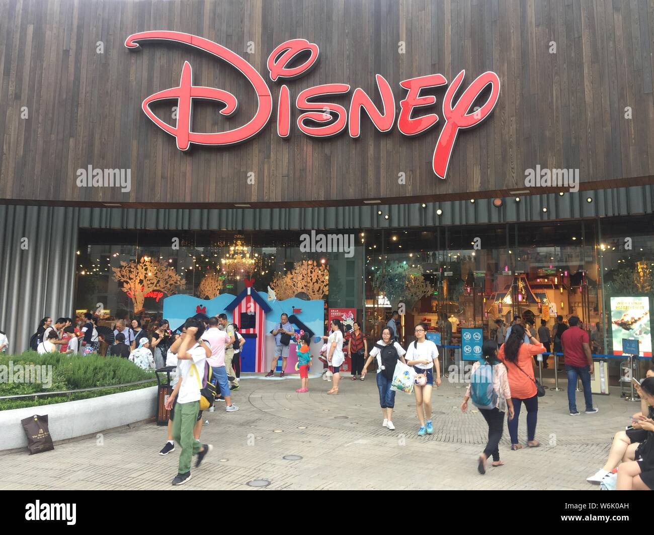 File groups hi-res stock photography and images - Alamy