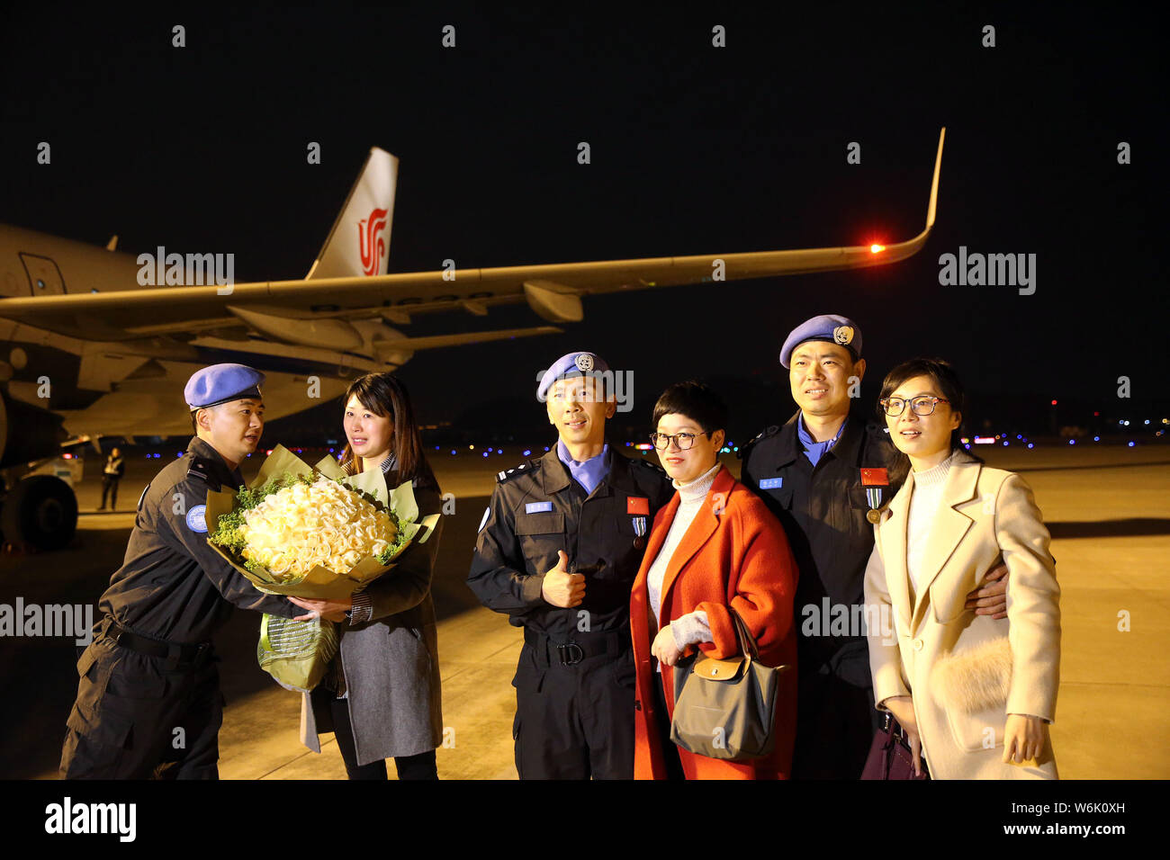 Three members of the sixth team of Chinese peacekeeping police to South ...