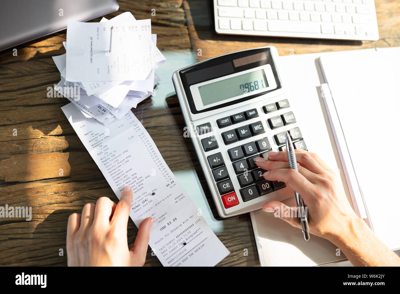 Billing hi-res stock photography and images - Alamy