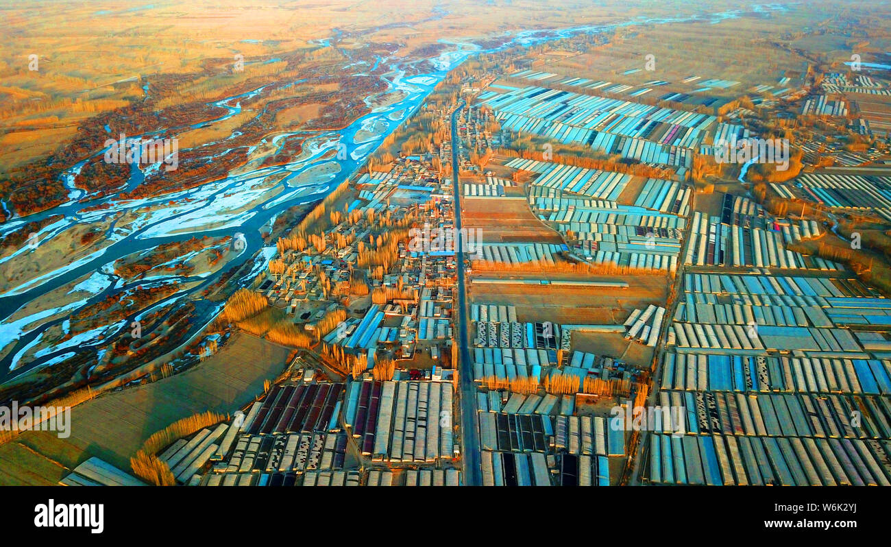 Bayingolin mongol autonomous prefecture hi-res stock photography and ...