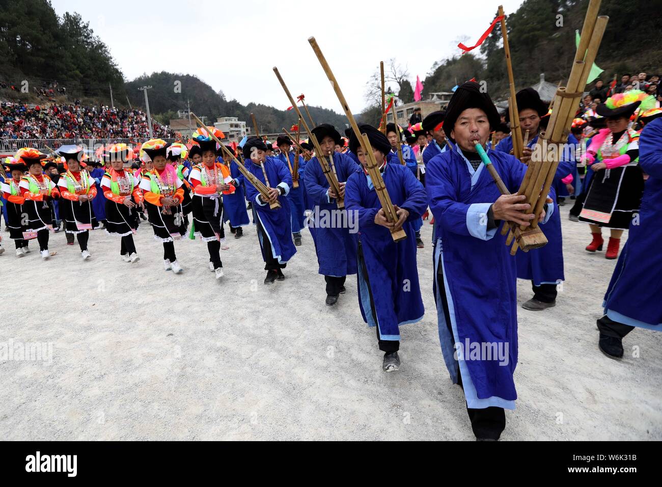 Sheng instrument hi-res stock photography and images - Alamy