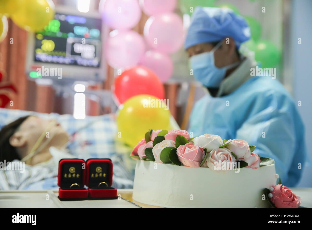 79-year-old Chinese man surnamed Gu takes care of his 75-year-old ... 79-year-old Chinese man surnamed Gu takes care of his 75-year-old ...