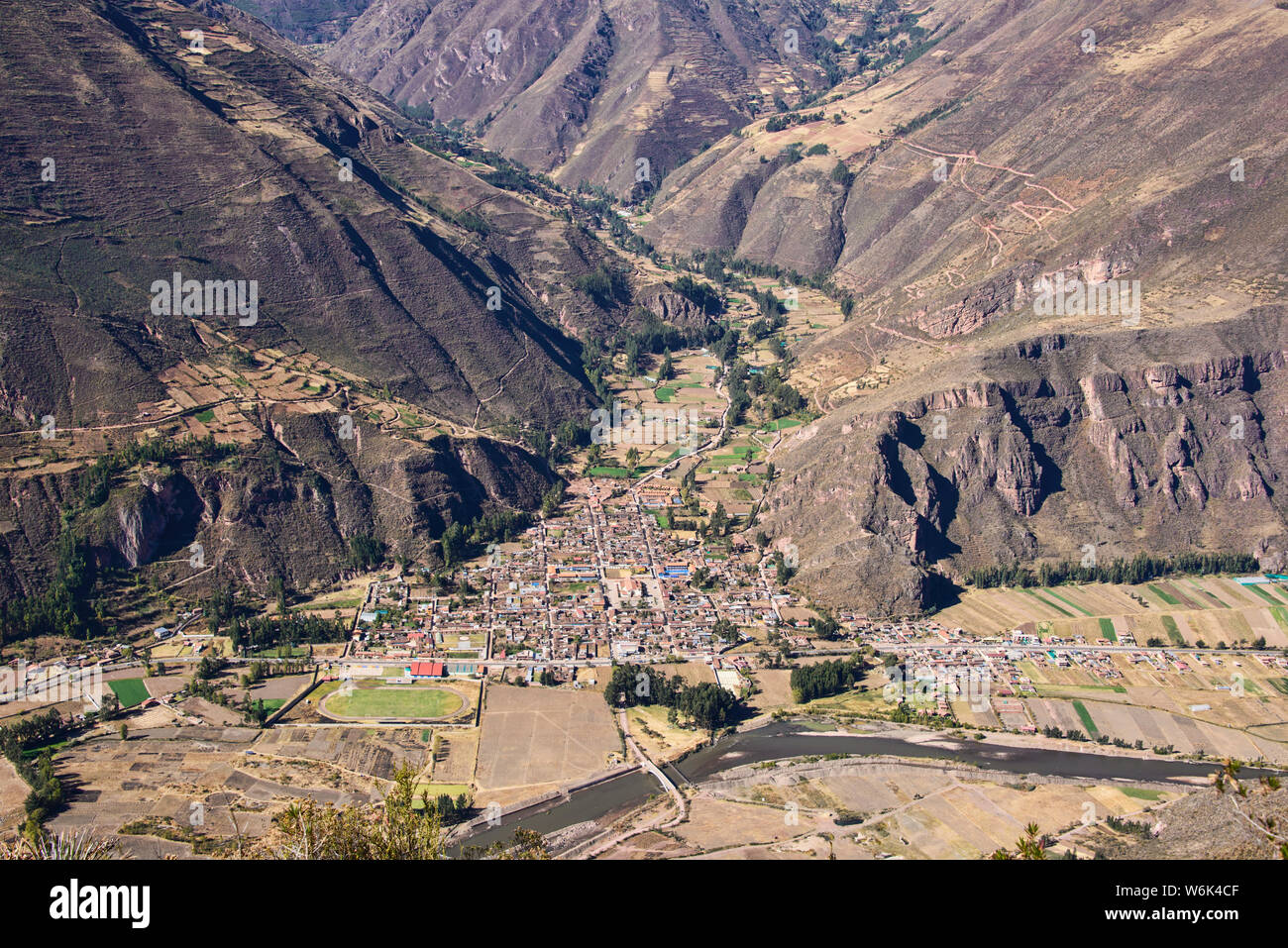 Rio peruano hi-res stock photography and images - Alamy