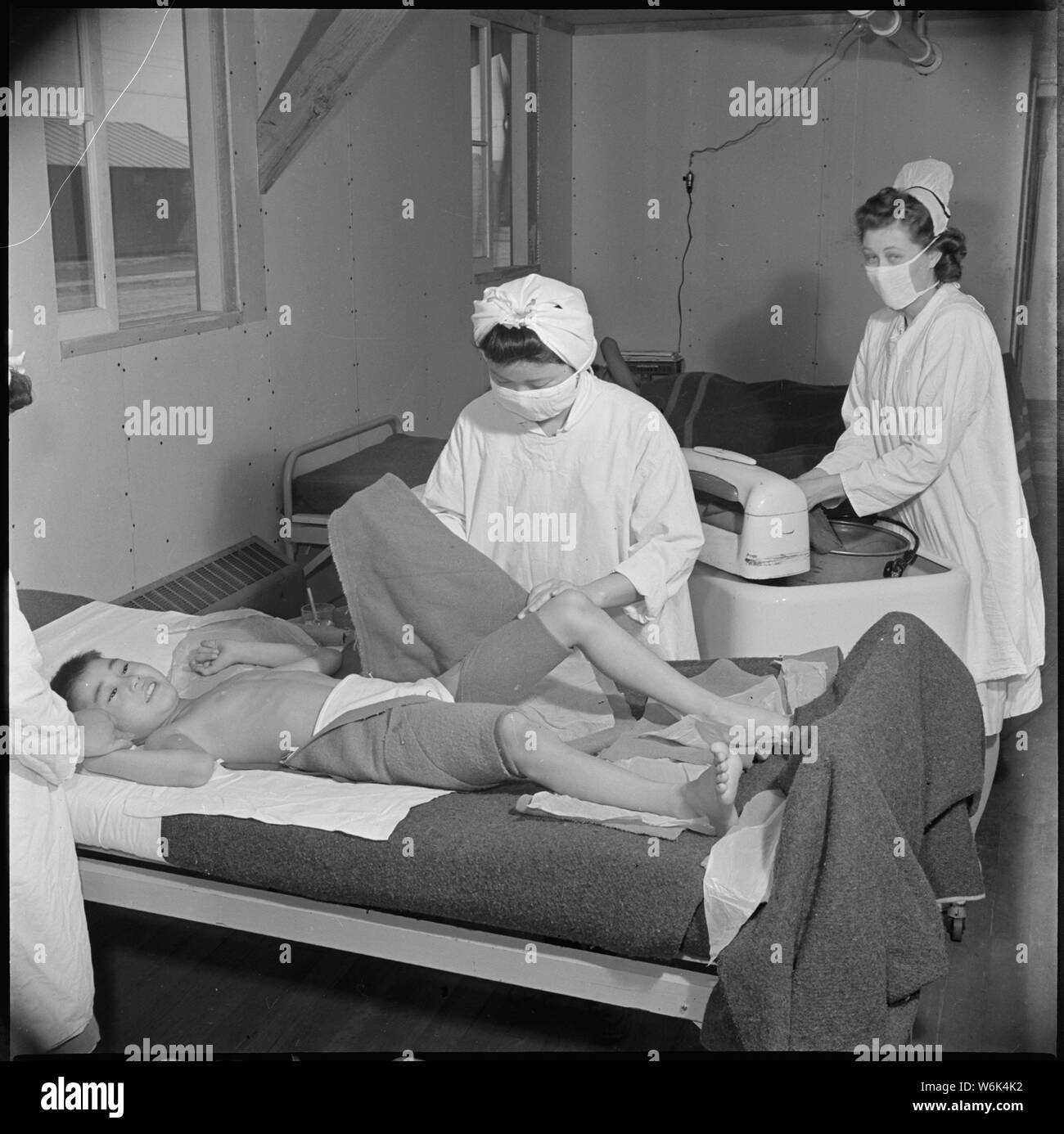 Kenny treatment hi-res stock photography and images - Alamy