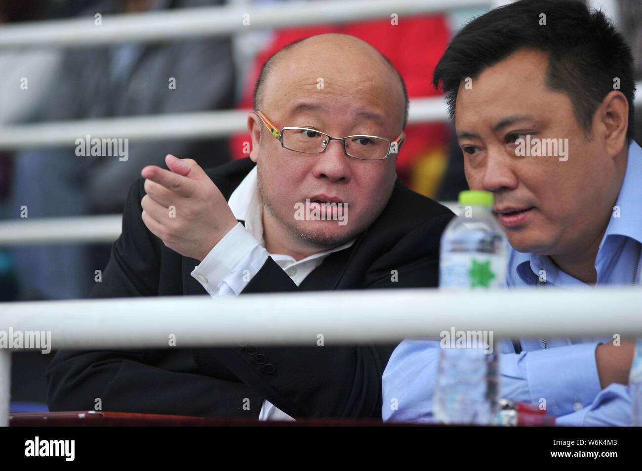 Zhang xiaolei hi-res stock photography and images - Alamy