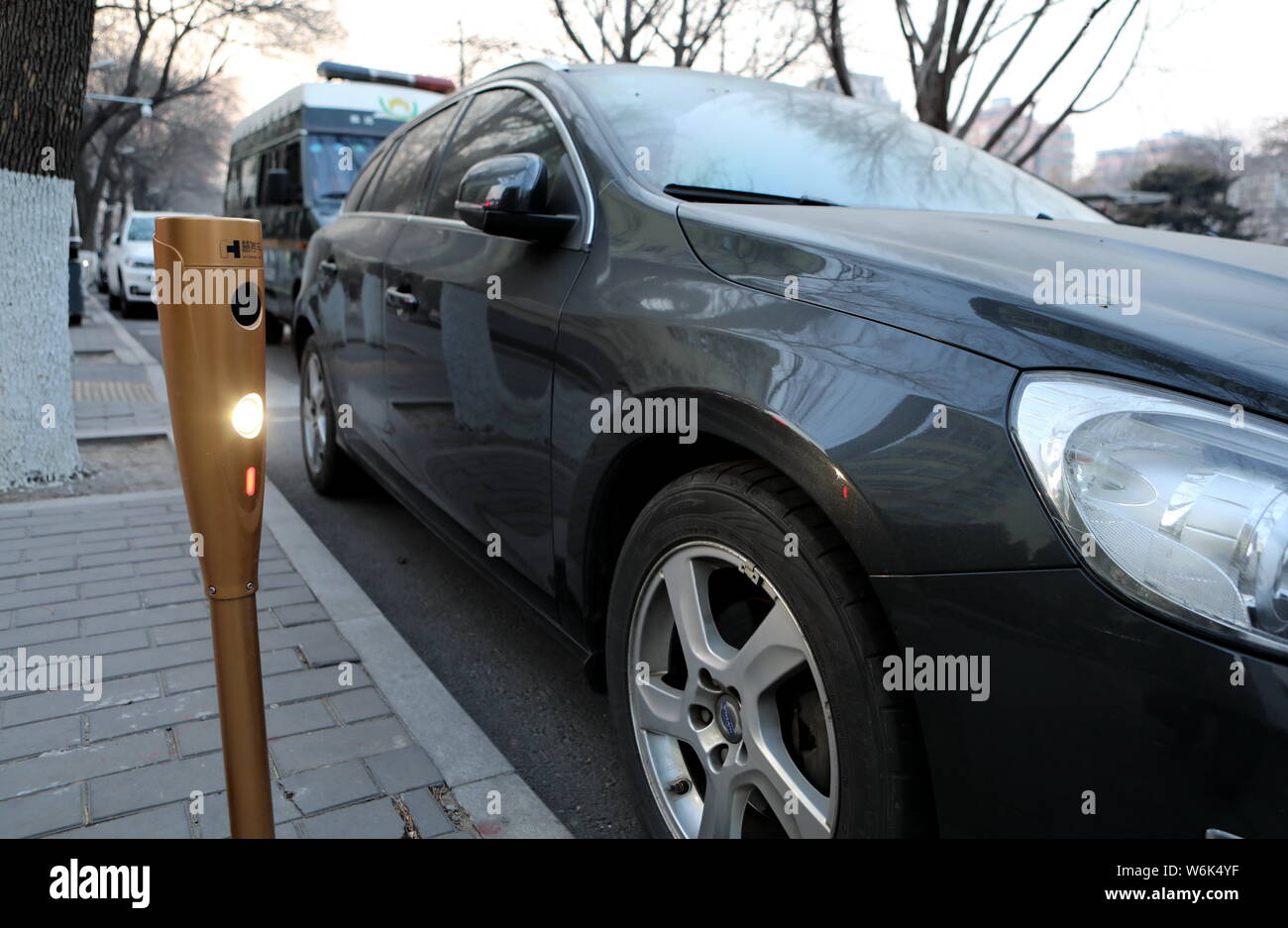 Electronic toll collection hi-res stock photography and images - Alamy
