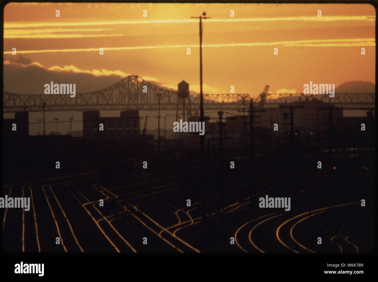 Rail yards hi-res stock photography and images - Alamy