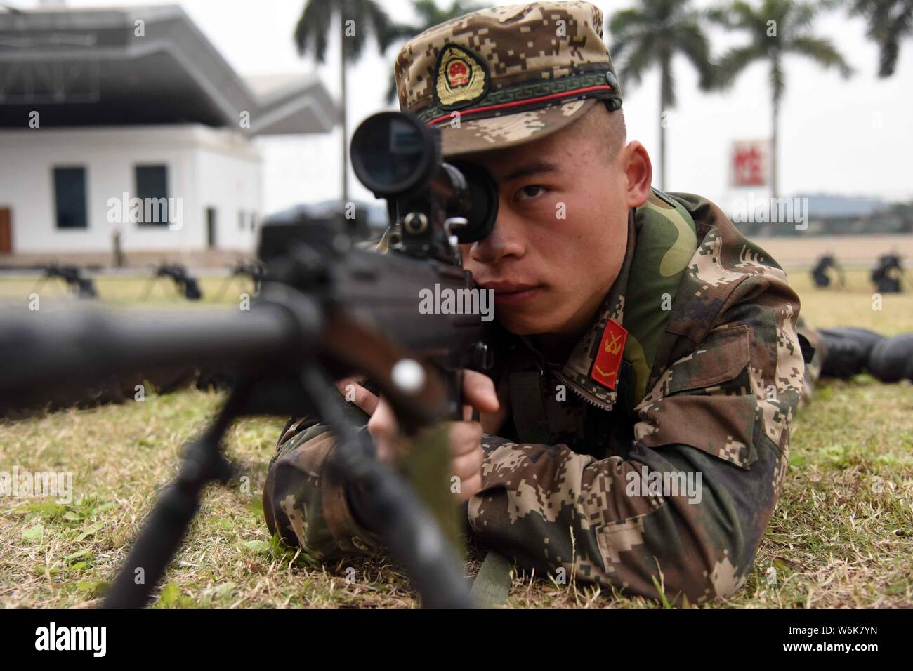 Load bearing hi-res stock photography and images - Alamy