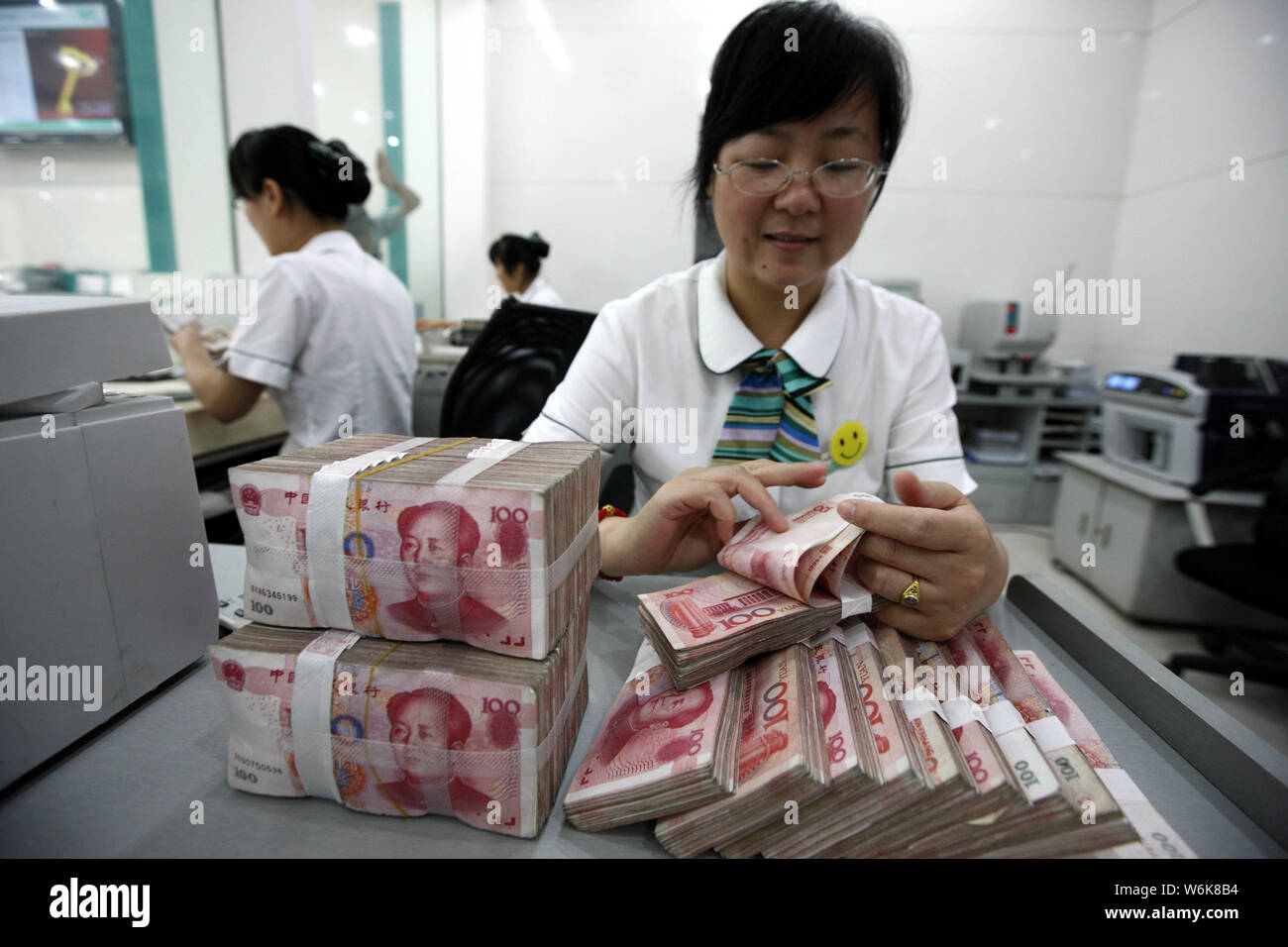 15 rmb hi-res stock photography and images - Alamy