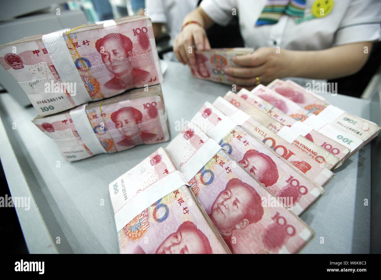 15 rmb hi-res stock photography and images - Alamy